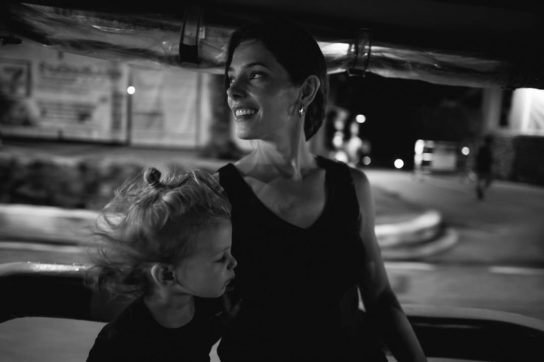 Ashley Greene : ses secrets beauté et son engagement avec Mark Cosmetics
